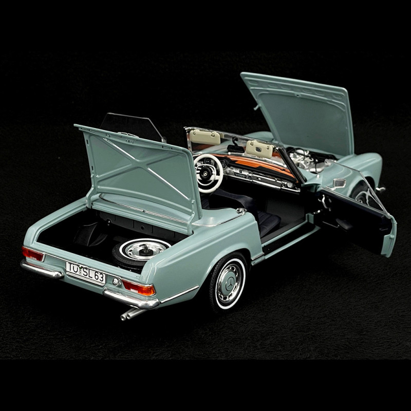 Mercedes-Benz 280 SL Pagoda W113 1968 Silver Green 1/18 Schuco 450060000