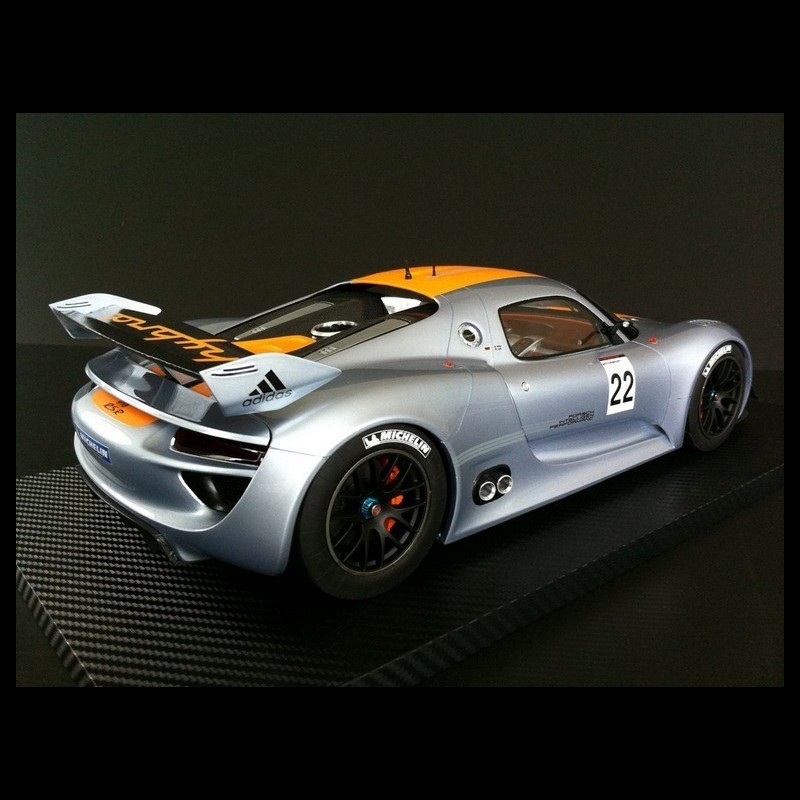 Hermoso Porsche 918 Rsr