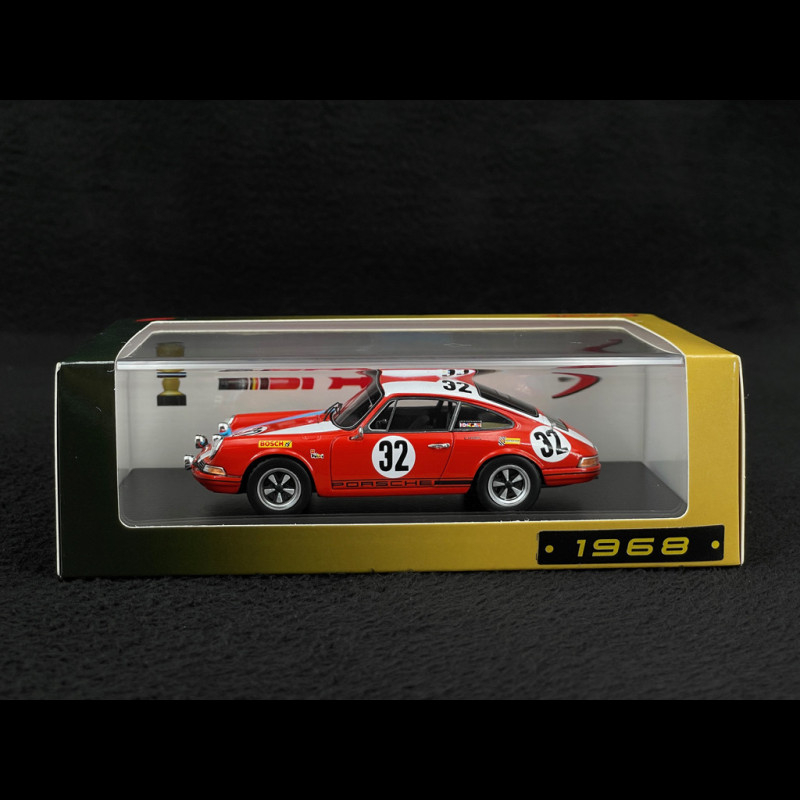 Porsche 911 n°32 Winner 24h Spa 1968 1/43 Spark 43SPA1968