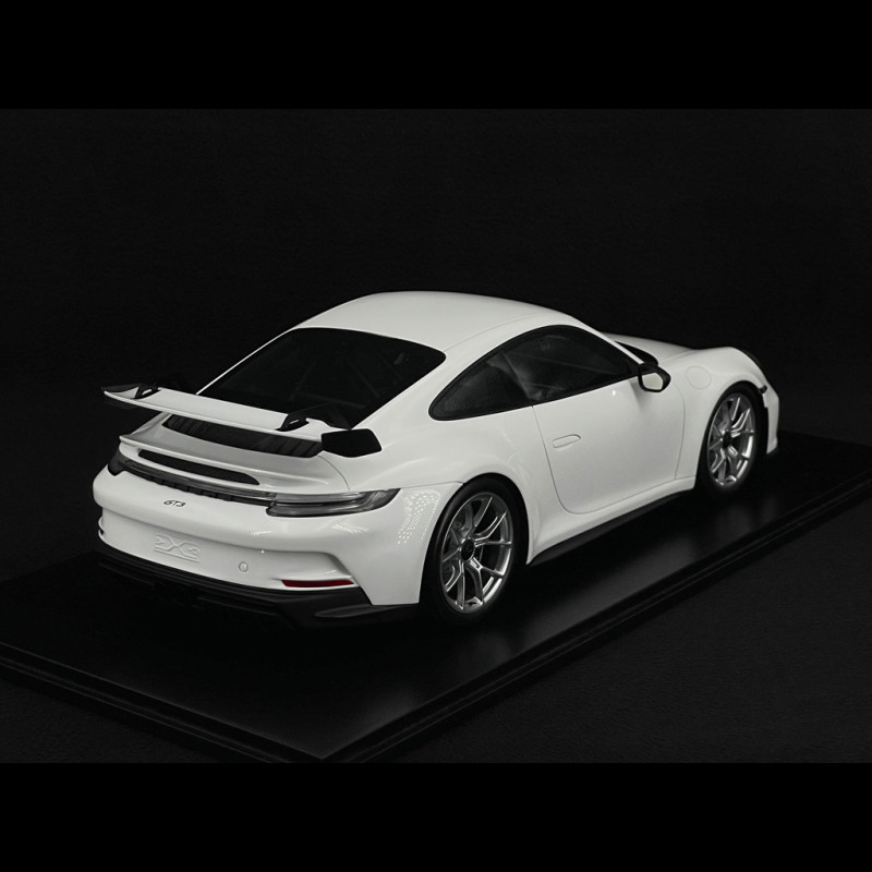 Porsche 911 GT3 Type 992 2021 Carrara White 1/12 Schuco 450047400