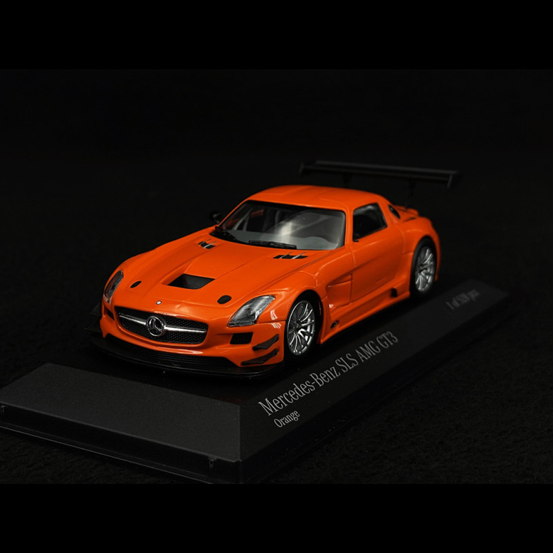 Mercedes‑Benz SLS AMG GT3 Street 2011 Orange 1/43 Minichamps 410113204