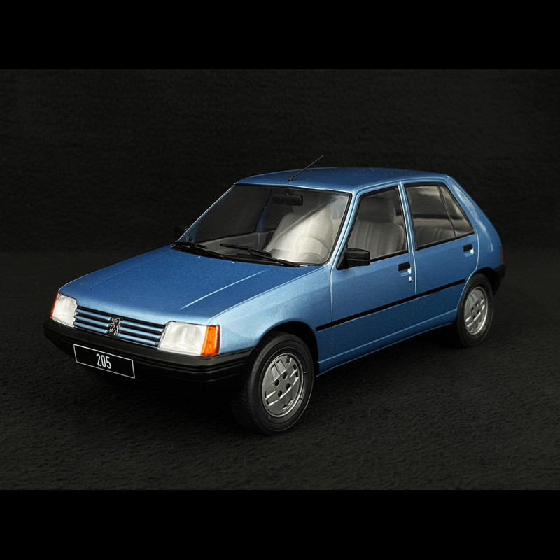 Peugeot 205 1984 Light Blue 1/18 MCG MCG18491