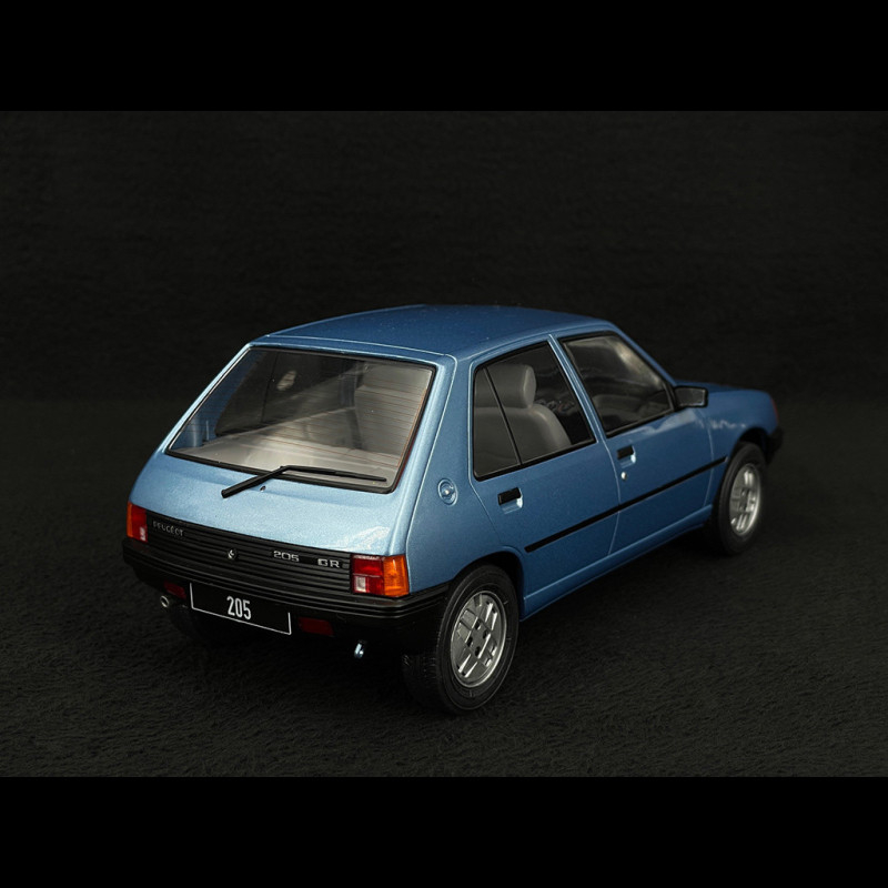 Peugeot 205 1984 Light Blue 1/18 MCG MCG18491