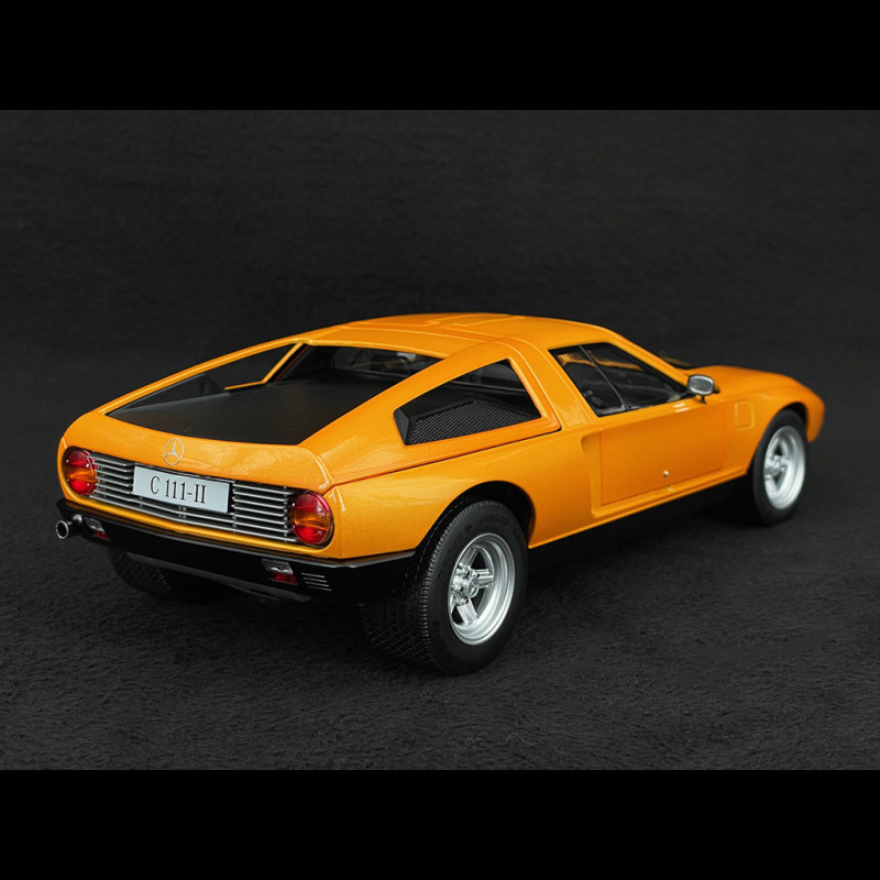 Mercedes-Benz C 111/II 1970 White Autumn Bronze 1/18 Norev 183050