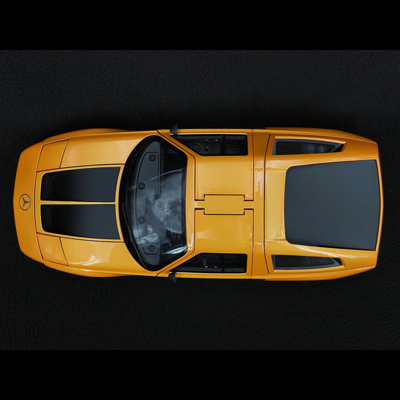Mercedes-Benz C 111/II 1970 White Autumn Bronze 1/18 Norev 183050