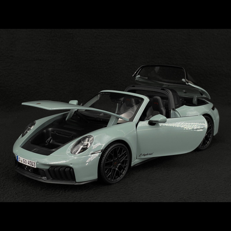 Porsche 911 Targa 4 GTS Hybrid Typ 922.2 2026 Shadegreen 1/18 Maisto M31470