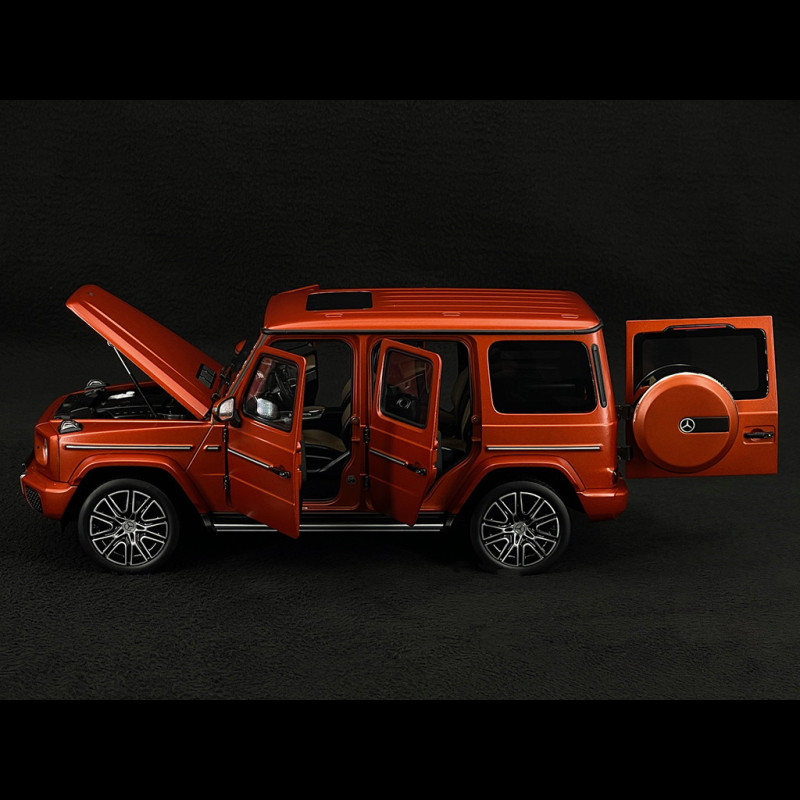 Mercedes-Benz G-Class 2024 Orange Copper Matt 1/18 Norev 183033