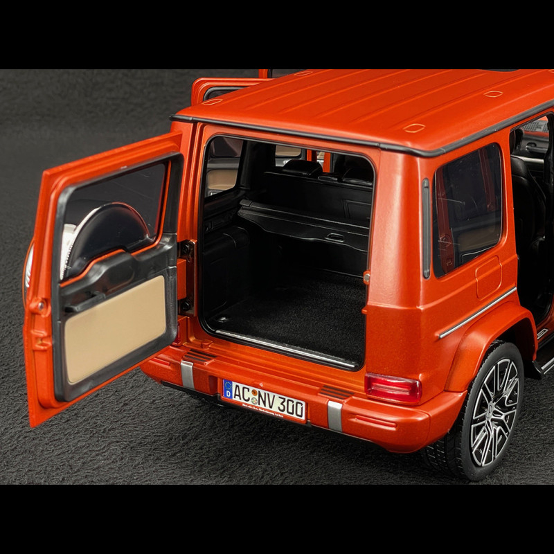 Mercedes-Benz G-Class 2024 Orange Copper Matt 1/18 Norev 183033