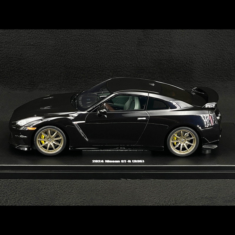 Nissan GT-R R35 Takumi Edition 2024 Midnight Purple 1/18 GT Spirit GT932
