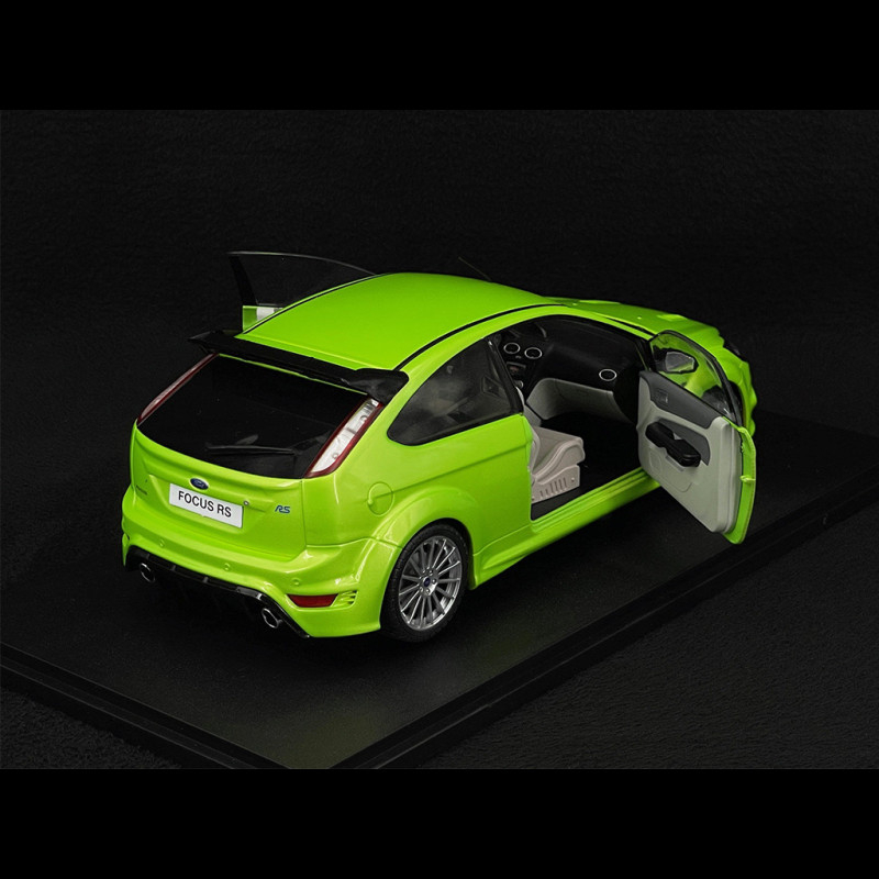 Ford Focus RS MK2 2009 Ultimate Metallic Green 1/18 Solido S1813101