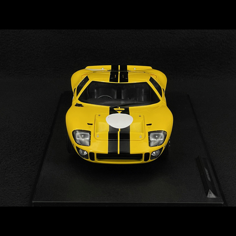 Ford GT40 MK1 1968 Yellow / Black 1/18 Solido S1803011