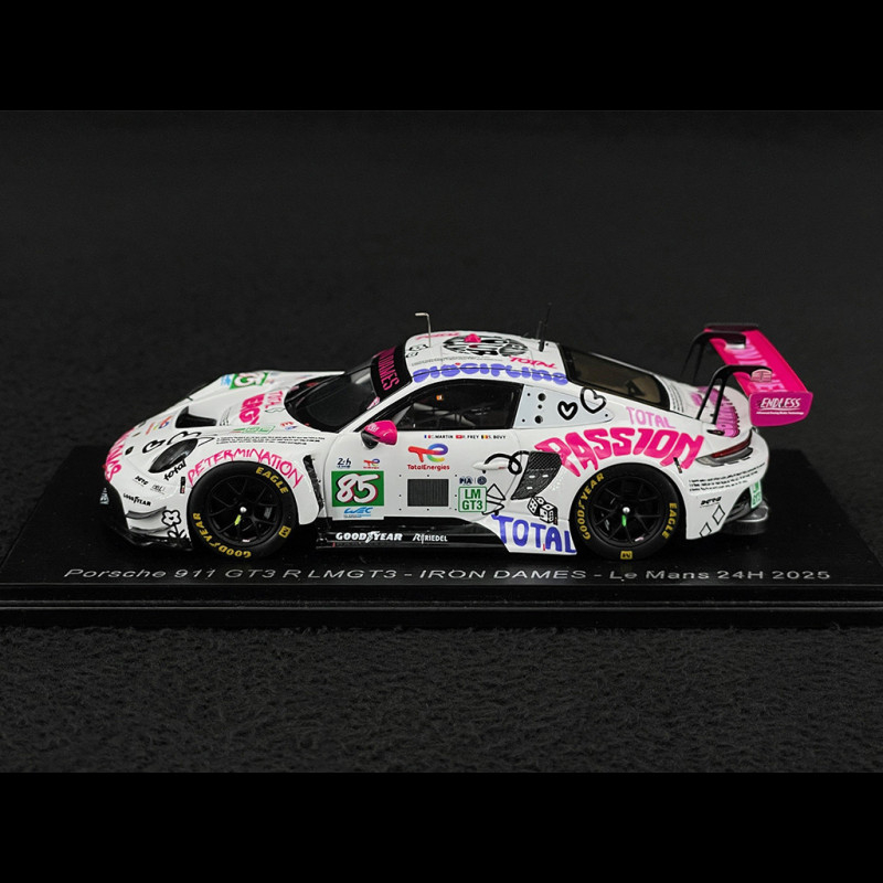 Porsche 911 GT3 R LMGT3 n° 85 Iron Dames 24h Le Mans 2025 1/43 Spark S9302