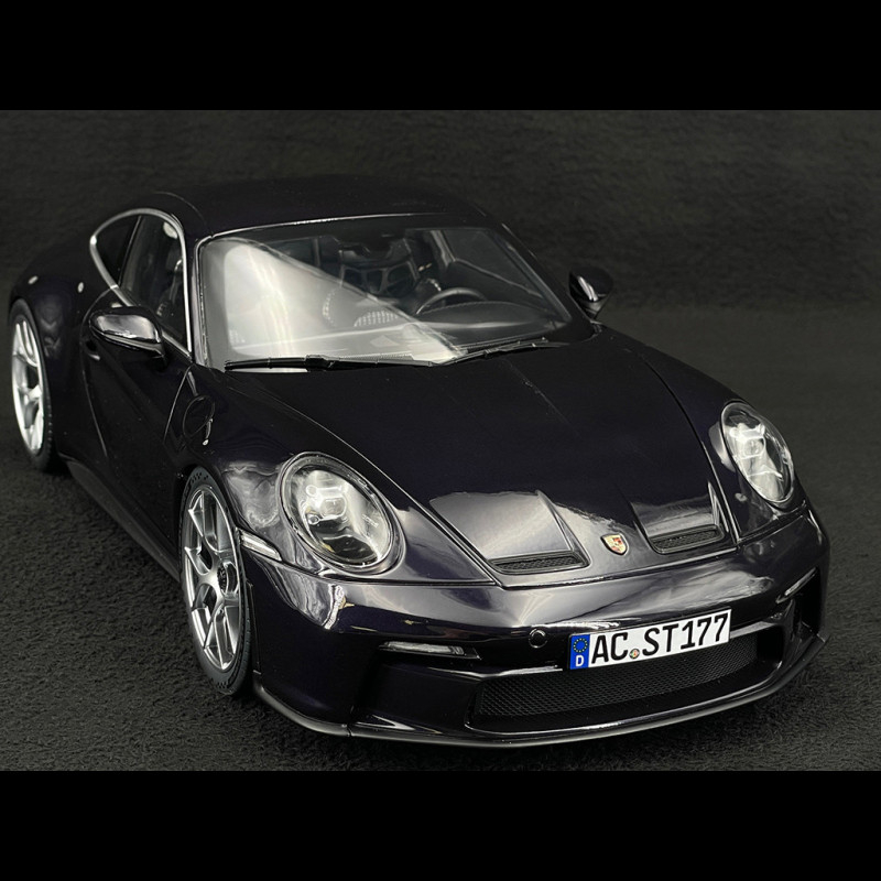 Porsche 911 S/T Type 992 2023 Viola Métallisé 1/12 Norev 127551