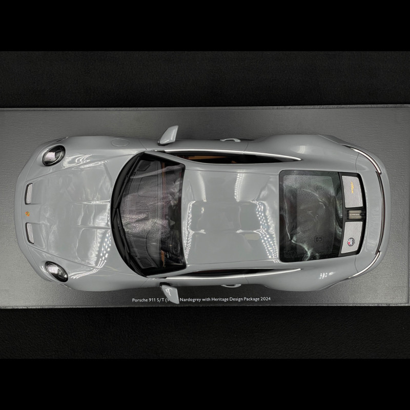 Porsche 911 S/T Heritage Type 992 2024 Nardo Grey 1/12 Schuco 12U00009