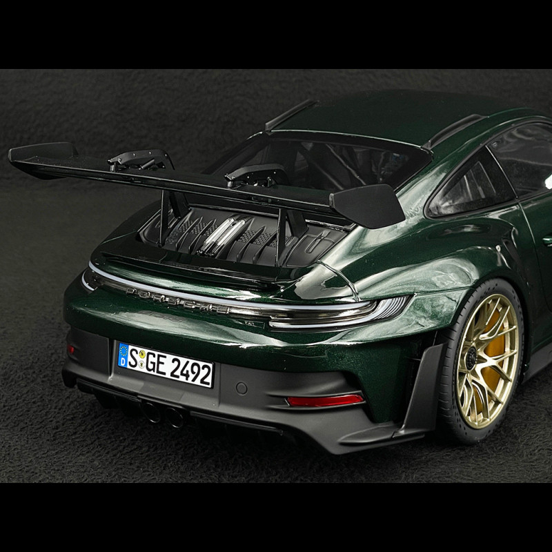 Porsche 911 GT3 RS Type 992 2022 Jet Green Metallic 1/12 Norev 127532