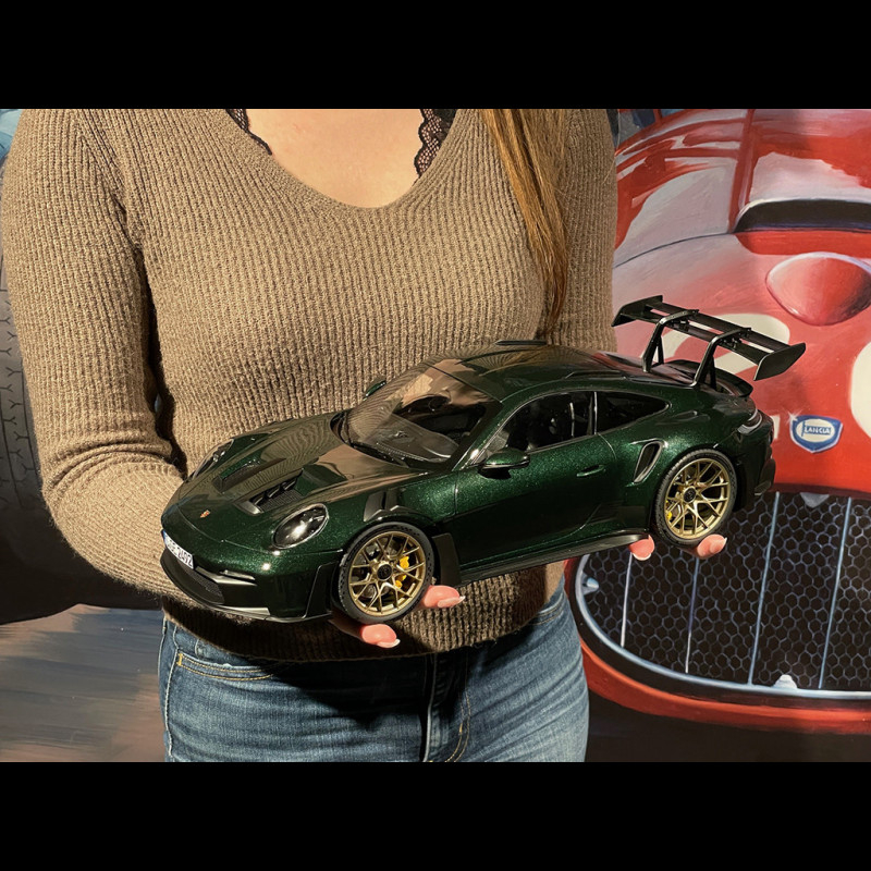 Porsche 911 GT3 RS Type 992 2022 Jet Green Metallic 1/12 Norev 127532