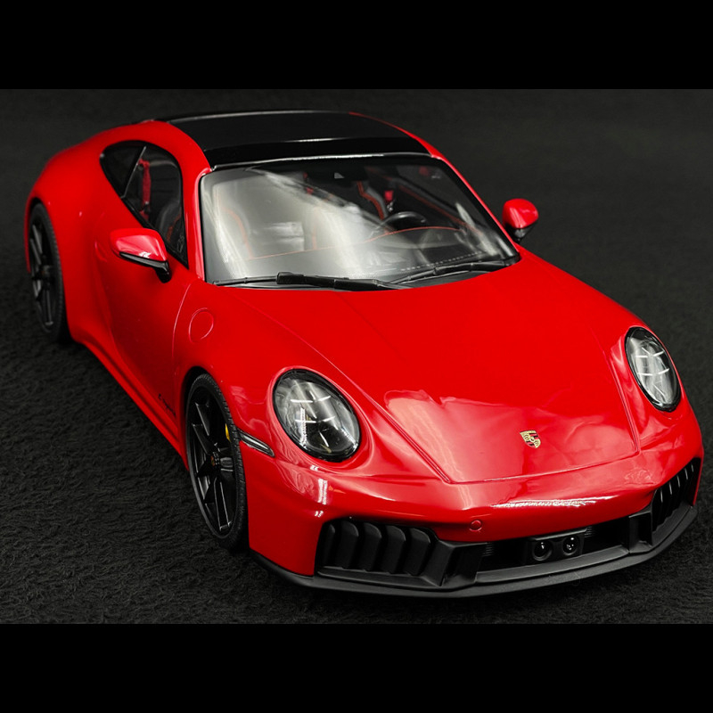 Porsche 911 Carrera GTS Type 992.2 2024 Carmine Red 1/18 Minichamps ...