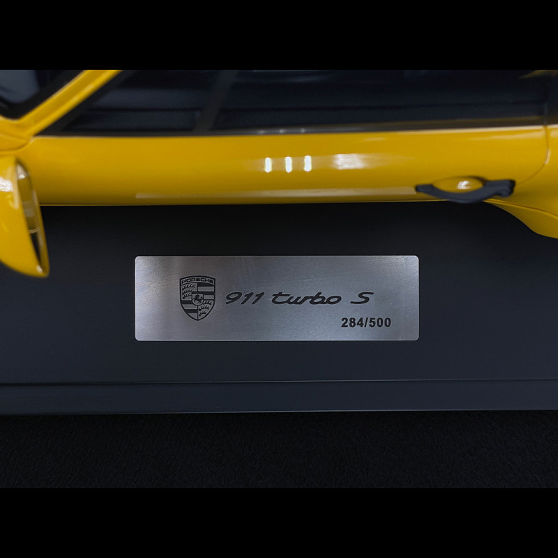 Porsche 911 Turbo S Type 964 1992 Speed Yellow 1/8 GT Spirit GTS801701
