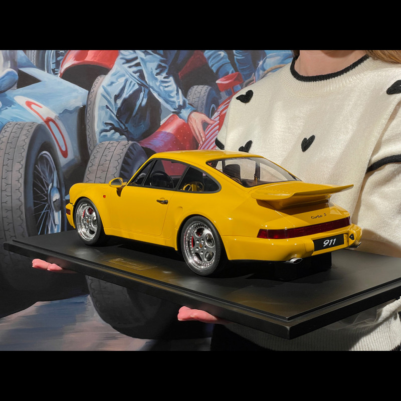 Porsche 911 Turbo S Type 964 1992 Speed Yellow 1/8 GT Spirit GTS801701