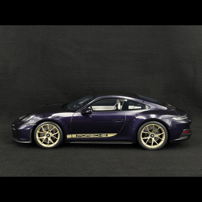 Porsche 911 GT3 Touring Type 992 2021 Viola Metallic 1/12 GT Spirit GT937