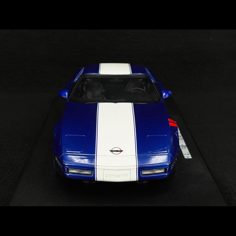 Chevrolet Corvette C4 Gran Sport 1996 Admiral Blau 1/18 GT Spirit GT538