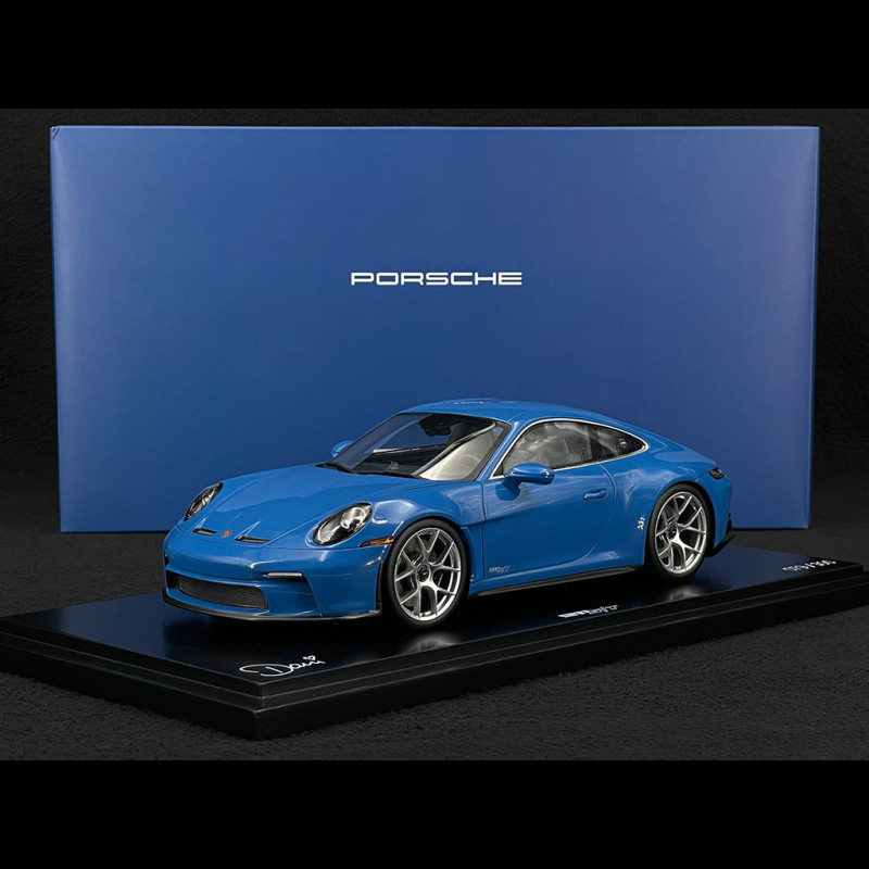 Porsche 911 S/T Type 992 Sonderwunsch 2024 Dani Blue 1/18 Spark ...