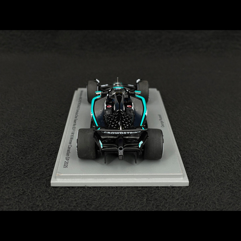 George Russell Mercedes W16 n° 63 Winner Canadian GP 2025 with Pit ...