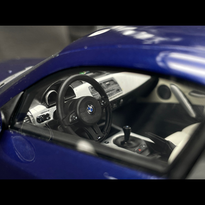 BMW Z4 M Coupé 2006 Interlagos Blue Metallic 1/18 Ottomobile OT499