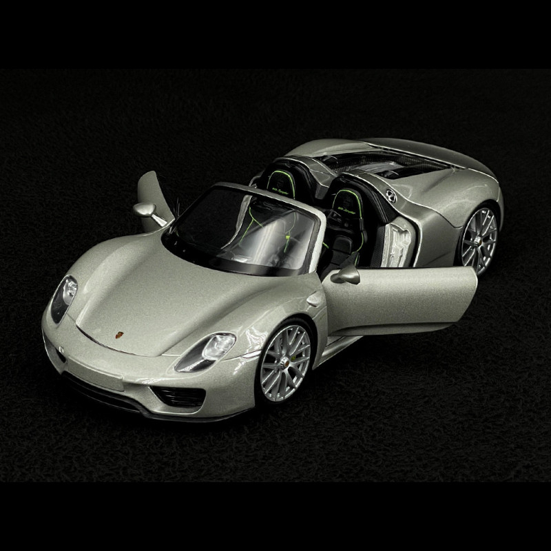 Porsche 918 Spyder 2014 Silver 1/24 Welly MAP02484824