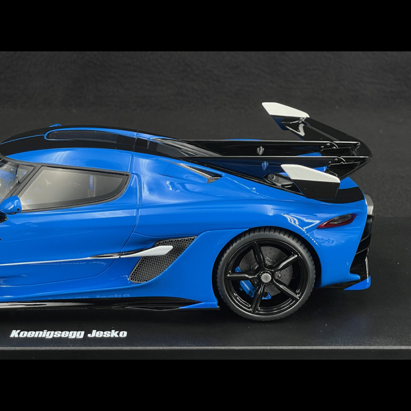 Koenigsegg Jesko 2025 Blahaj Blau 1/18 GT Spirit GT1002