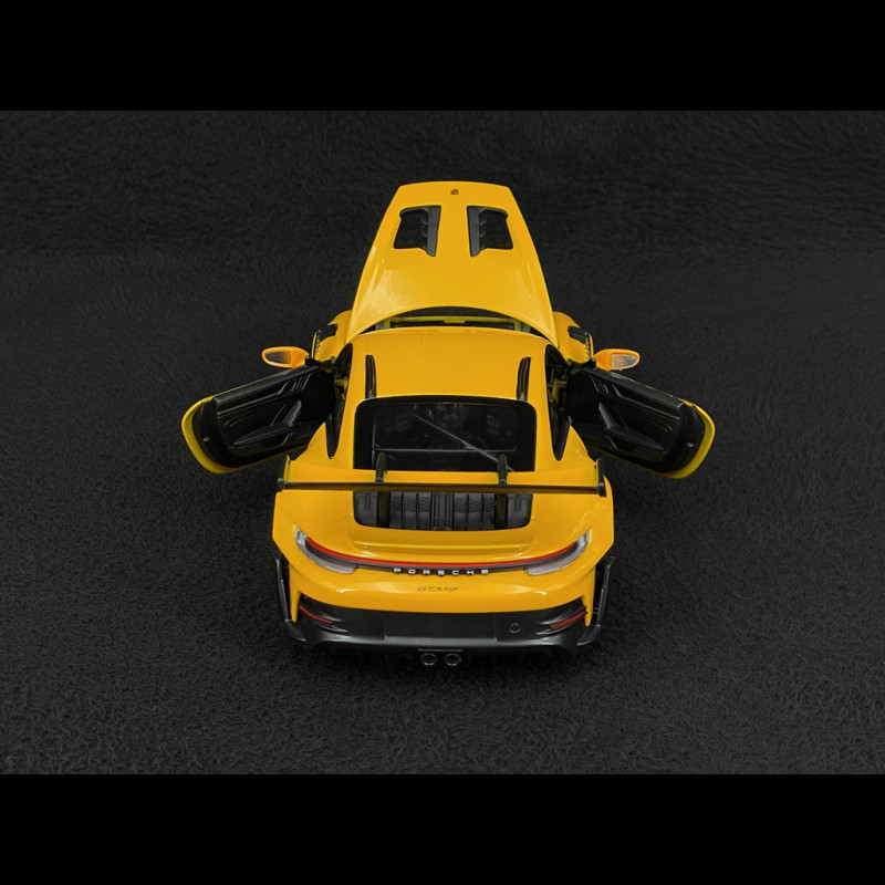 Porsche 911 GT3 RS Type 992 2022 Yellow 1/24 Welly MAP02499424