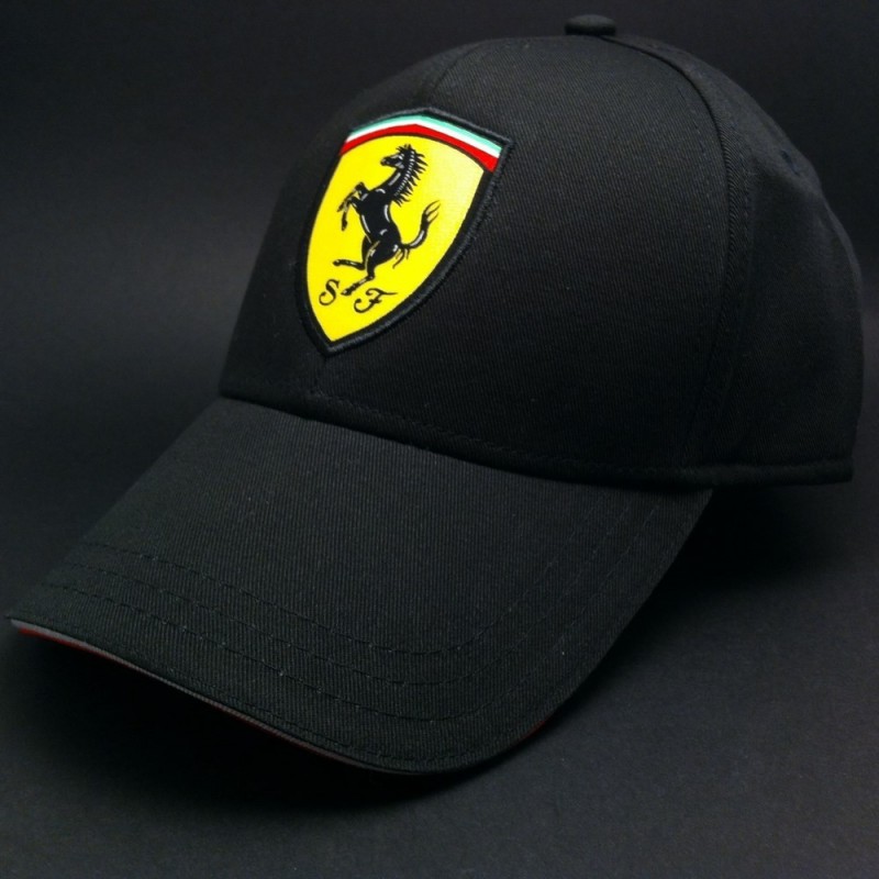 Black Ferrari cap