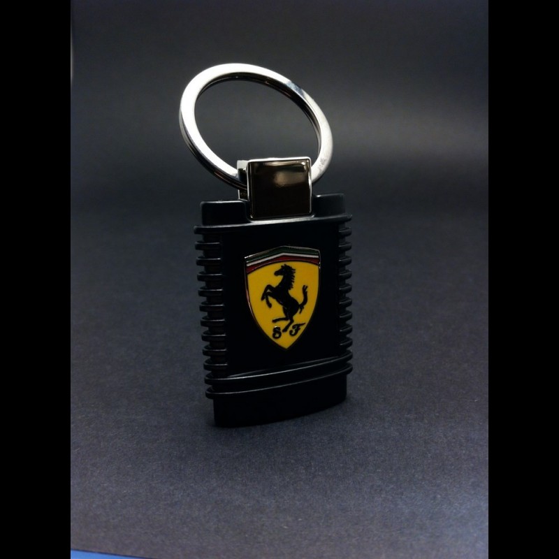 Ferrari crest keyring black