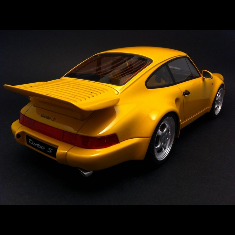 Porsche 964 Turbo S yellow Lightweight 1/18 GT Spirit ZM023