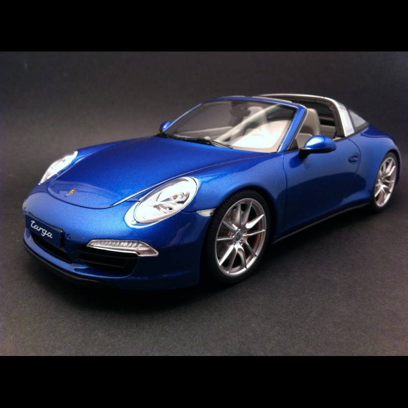 Porsche 991 Targa 4S blue 1/18 GT Spirit GT037
