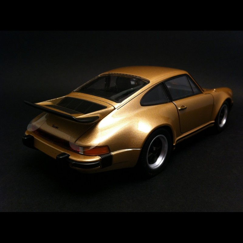 Porsche 911 Turbo 1975 Comet Diamant 1/24 Welly MAP02493314