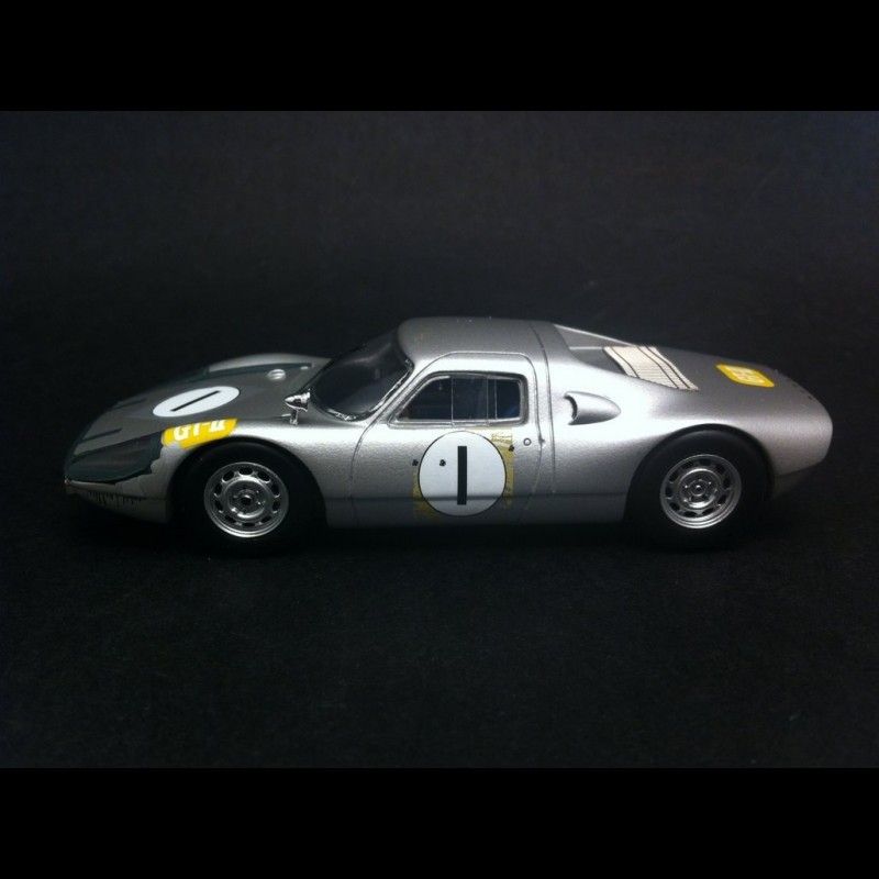 Porsche 904 GP Japon 1964 n° 1 1/43 Spark SJ027