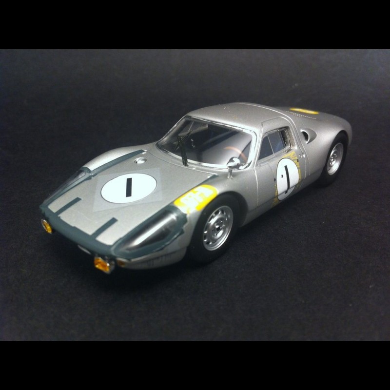 Porsche 904 GP Japon 1964 n° 1 1/43 Spark SJ027