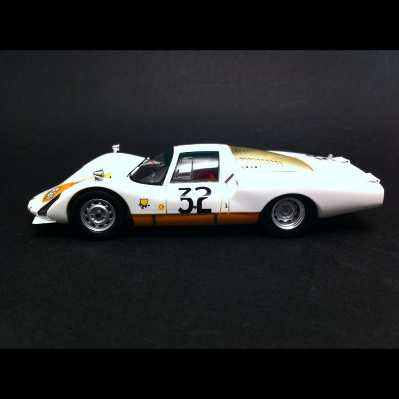 Porsche 906 Le Mans 1966 n° 32 1/43 Spark S4488