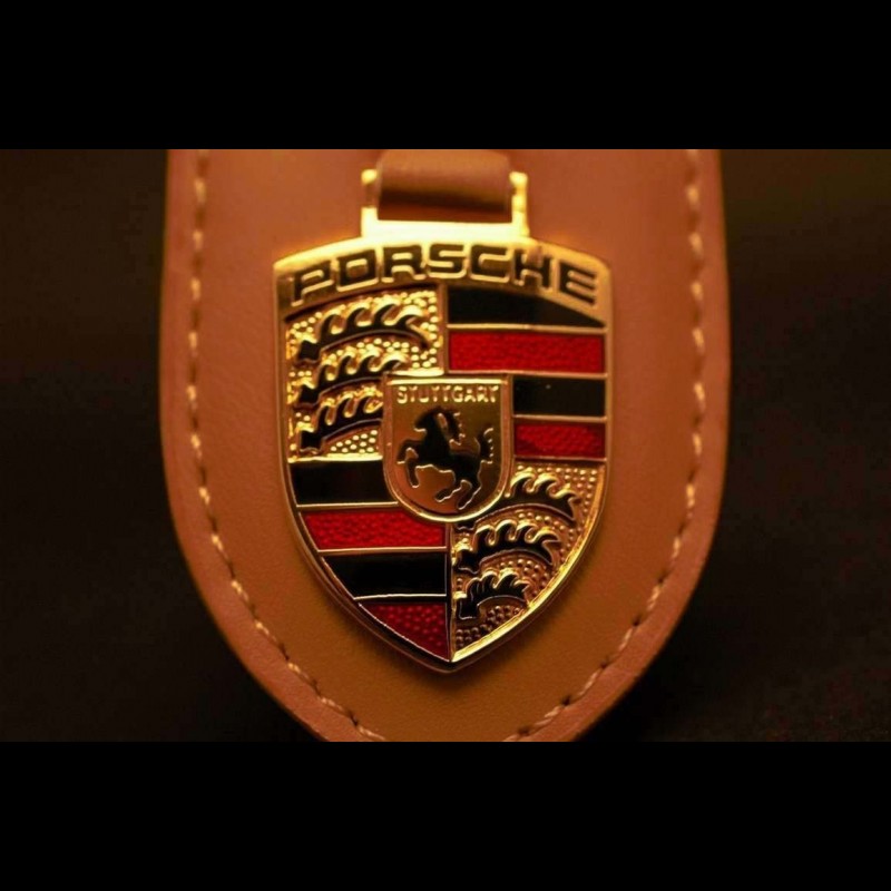 Porsche crest keyring cognac