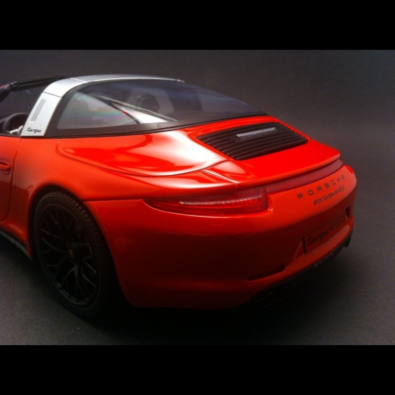 Porsche 991 Targa GTS 2014 red 1/18 GT SPIRIT GT718