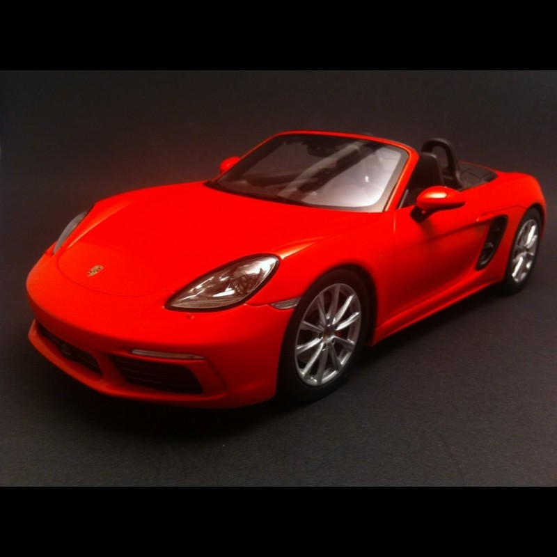 Porsche 718 Boxster type 982 2016 orange 1/18 Spark WAP0212060H