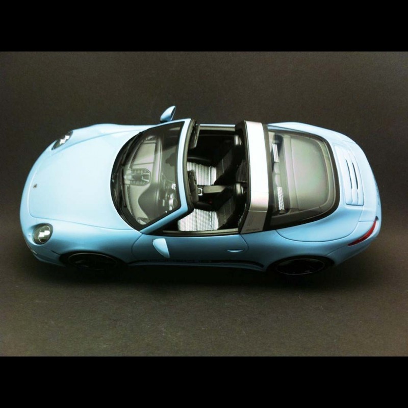 Porsche 911 type 991 Targa 4S gulf blue 1/18 Spark WAX02100010