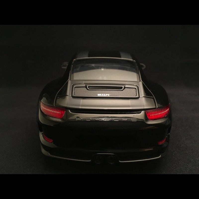 Porsche 911 R type 991 2016 black / black 1/18 Spark WAX02100027