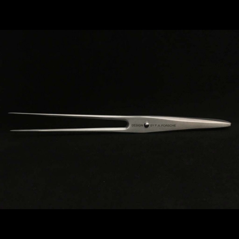 Carving fork Type 301 Design by F.A. Porsche 17 cm Chroma P17