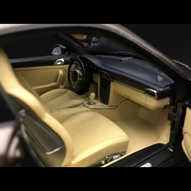 Porsche 911 Turbo 997 2010 brown Macadamia 1/18 Norev 187622