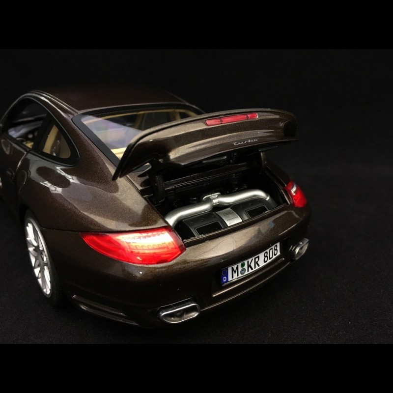 Porsche 911 Turbo 997 2010 brown Macadamia 1/18 Norev 187622
