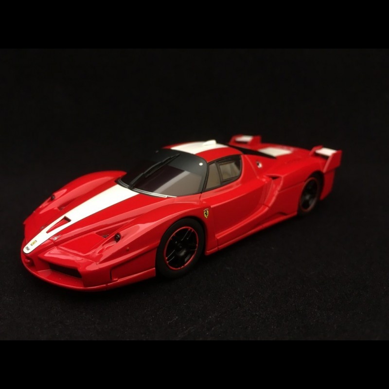 Ferrari FXX rouge bande blanche 1/43 Kyosho DNX506R