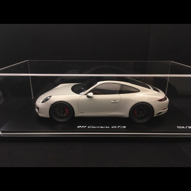 Porsche 911 Carrera GTS type 991 Mk II grey chalk 1/18 Spark WAX02100032