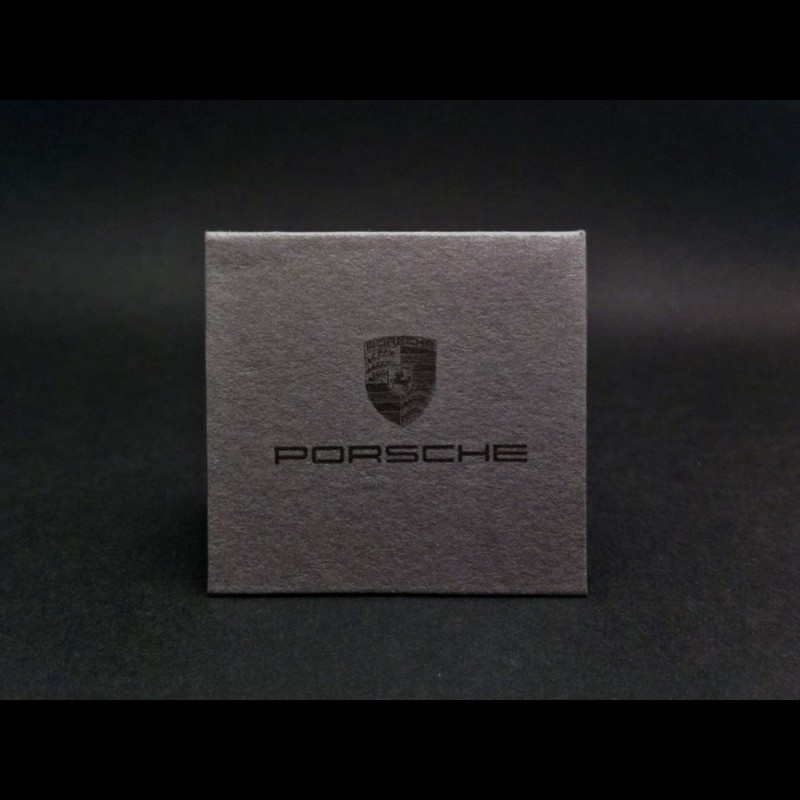 Porsche Pin Cayenne Turbo white